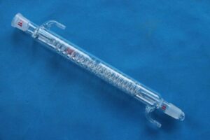 √ Fungsi Kondensor : Pengertian, Jenis dan Prinsip Kerjanya